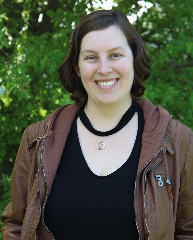 AUTHOR INTERVIEW: Holly Ash – Holly Ash